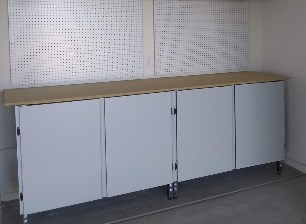 Bigfoot Garage Cabinets has Work Benches